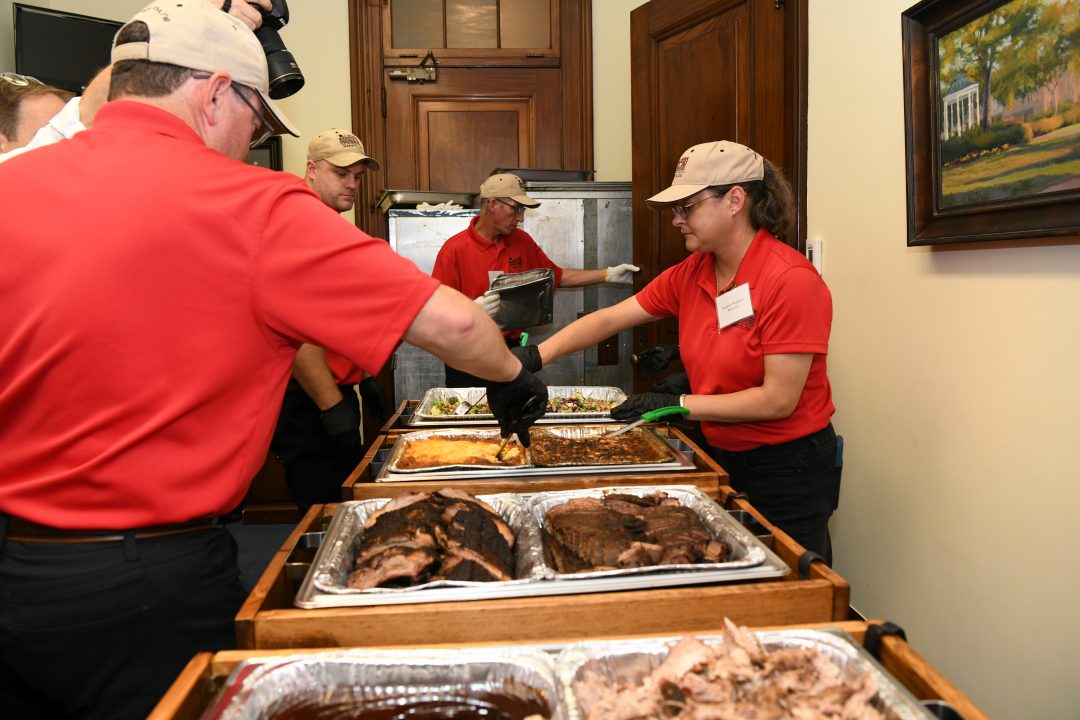 Annual BBQ Unites U.S. Senate